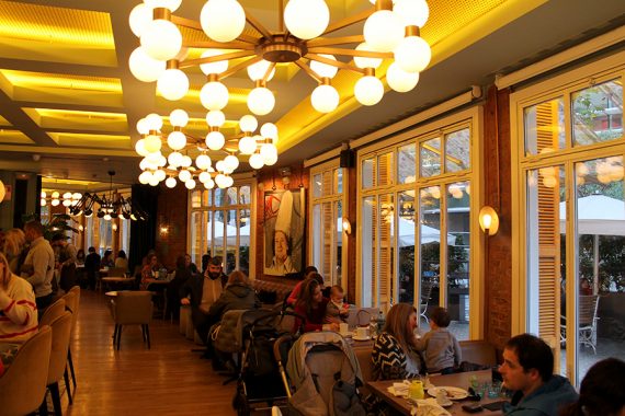 Europa Café Barcelona - BarnaChic